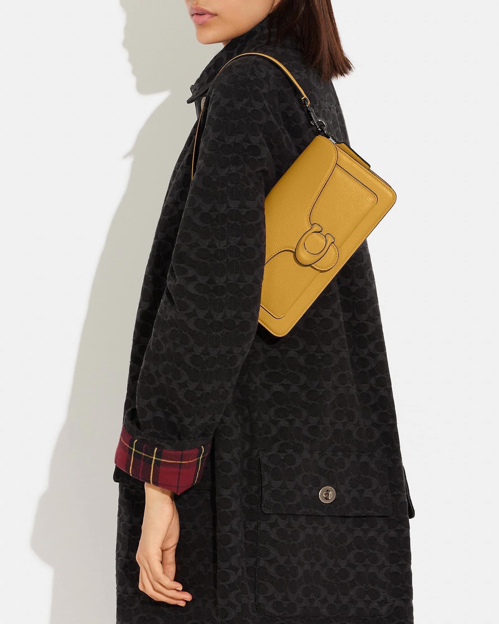 Túi Coach Tabby Shoulder Bag 26 Canary Yellow CH735
