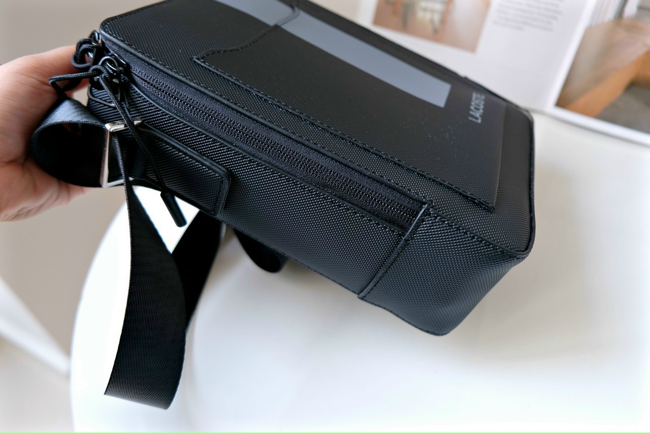 Túi xách nam Lacoste | Túi đeo chéo Lacoste cá sấu hàng hiệu